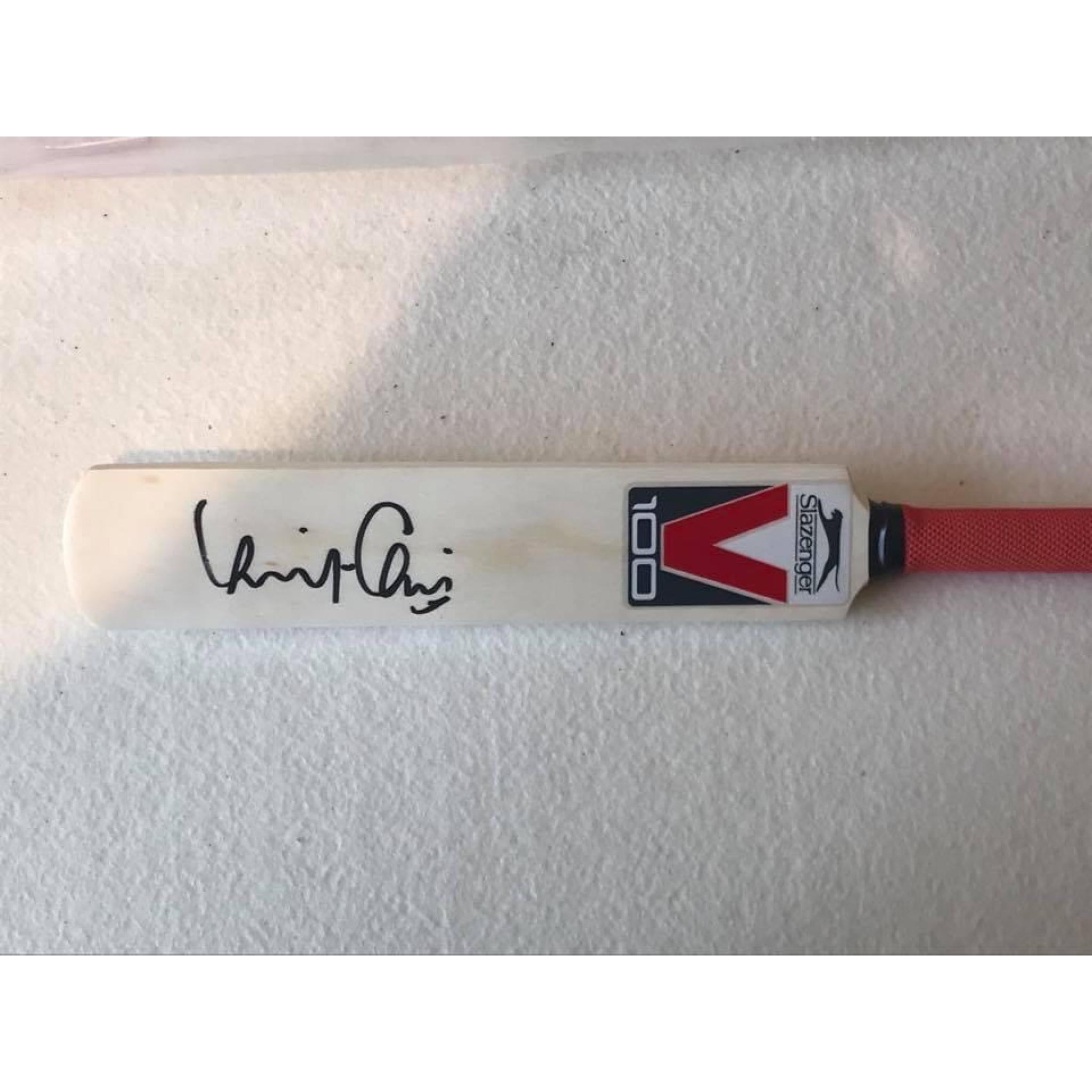 Double86 Sporting Memorabilia. Signed Joe Root Mini Cricket Bat